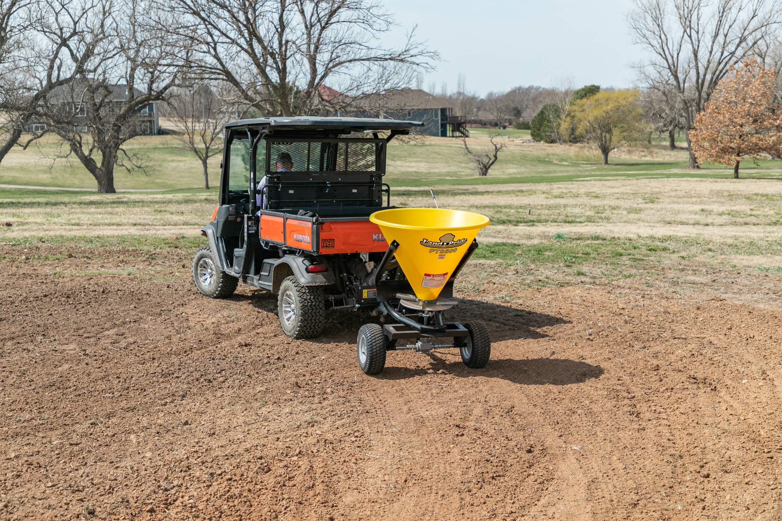 PTS SERIES PULL-TYPE SPREADERS - State Equipment, Inc.